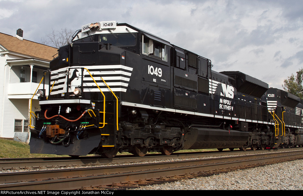 NS 1049